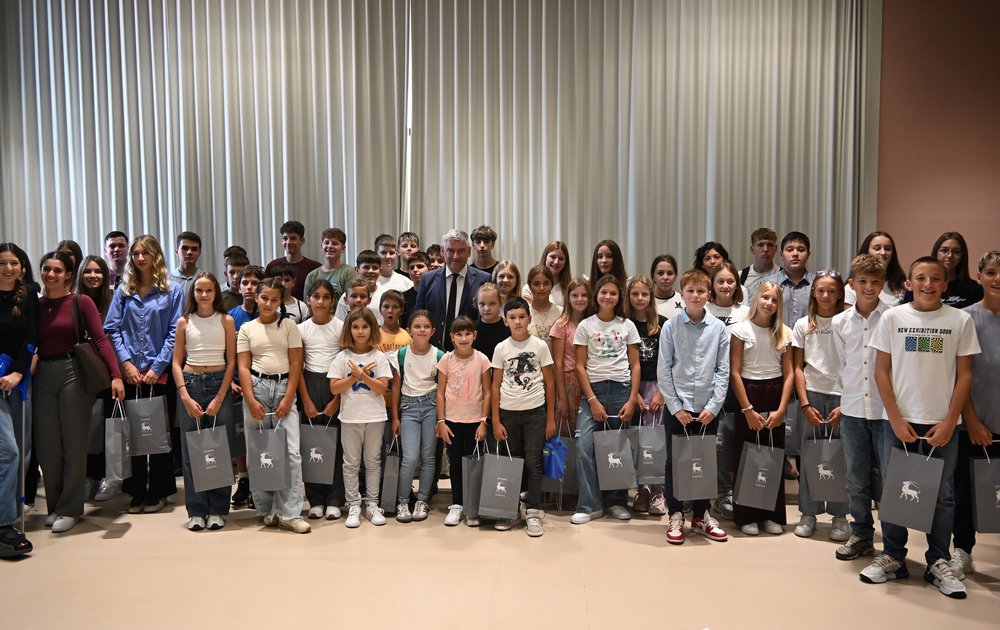 Il presidente Boris Miletić ha ricevuto le campionesse e i campioni ...