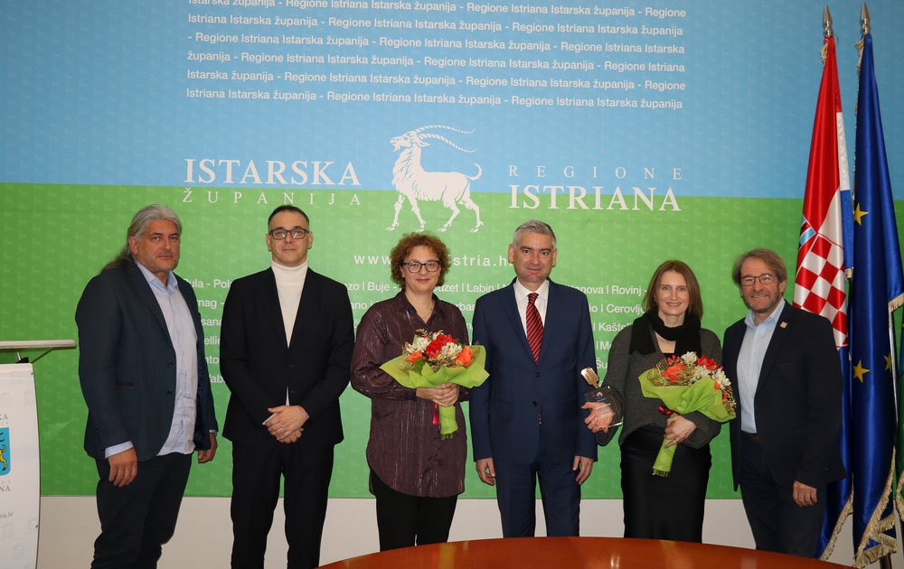 Ricevimento per i dipendenti di Radio Istra, vincitrice del microfono d ...